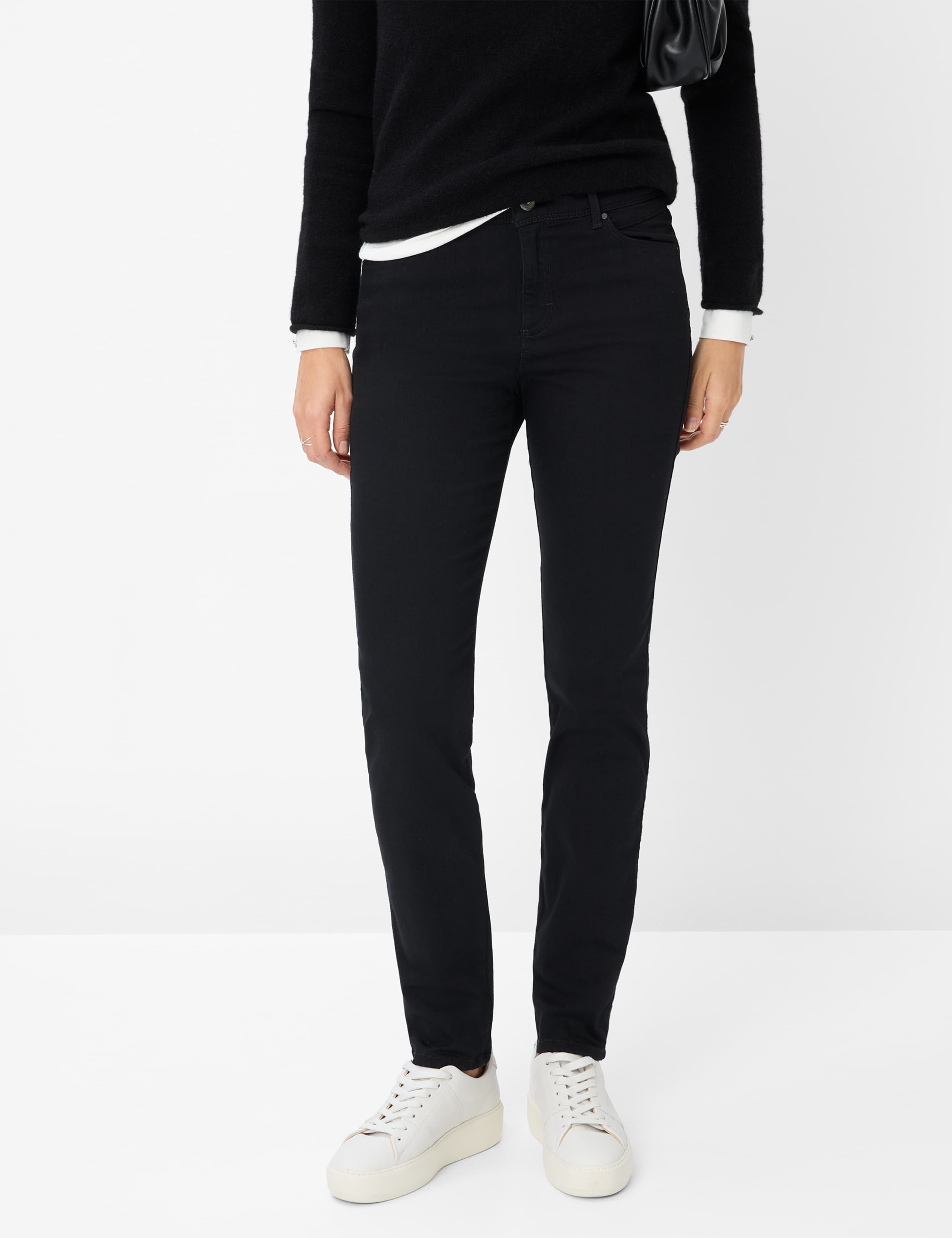 Women's fashion Jeans - buy and order at BRAX